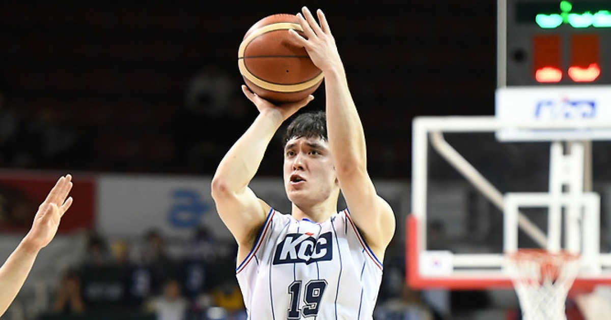 KCC 슈터 유망주 이근휘, 허웅 보며 쑥쑥 큰다![SS현장]