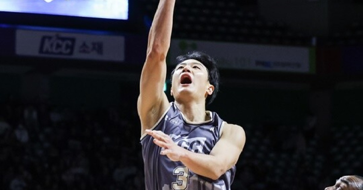 [BK 리뷰] ‘처음부터 끝까지 허웅’ KCC, 소노 꺾고 3연패 탈출