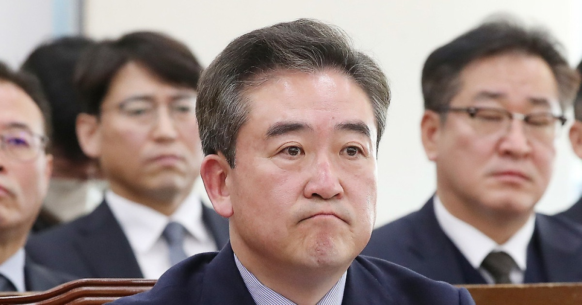 이재명 대표 피습 관련 질의 받는 윤희근 경찰청장
