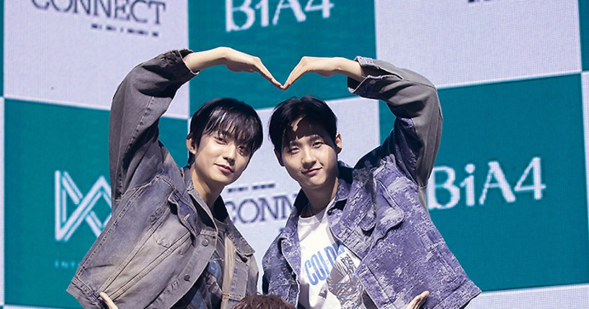 [포토] B1A4 공찬-산들-신우, 군백기 깨고 컴백