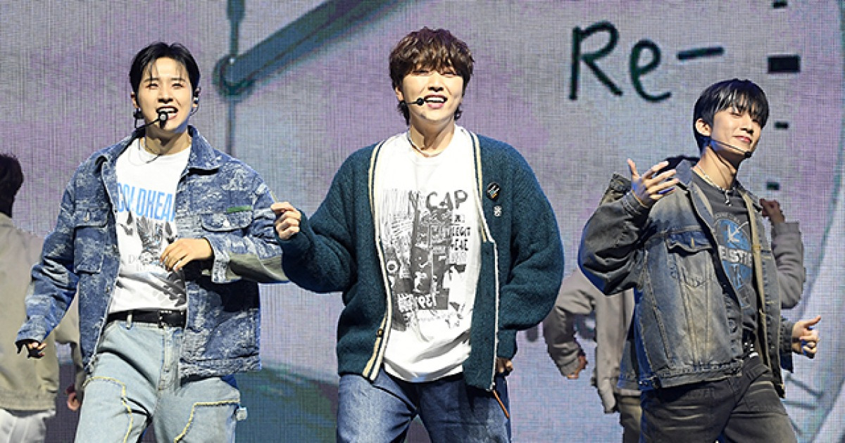 B1A4 ‘커넥트’