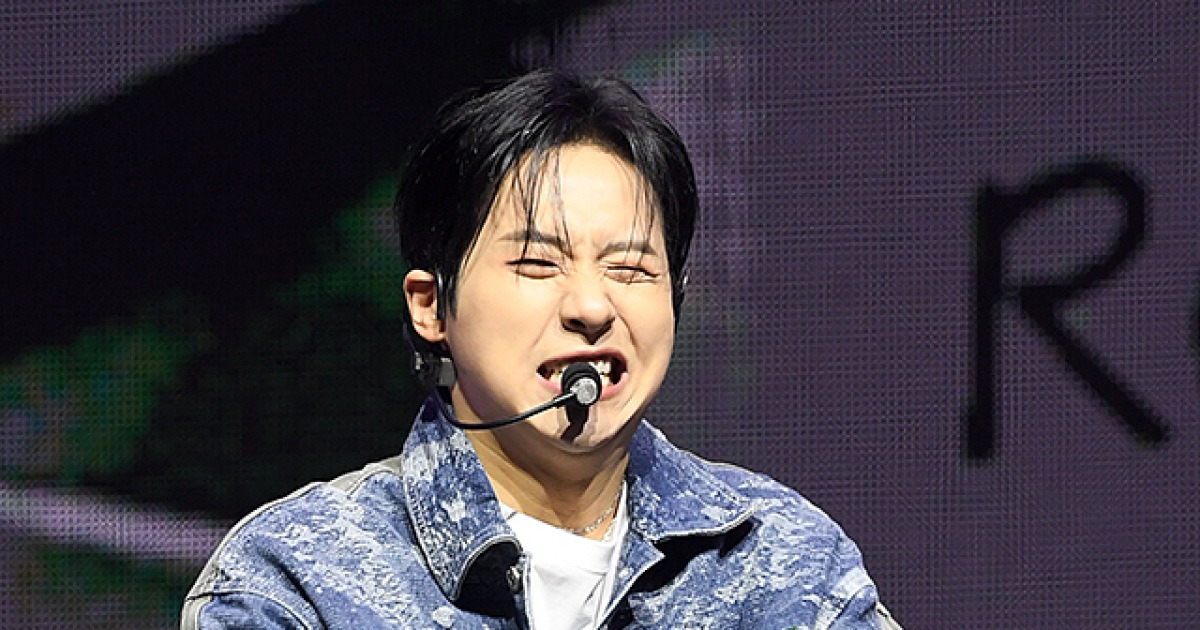 B1A4 신우 ‘뉴잭스윙 느낌 그대로’