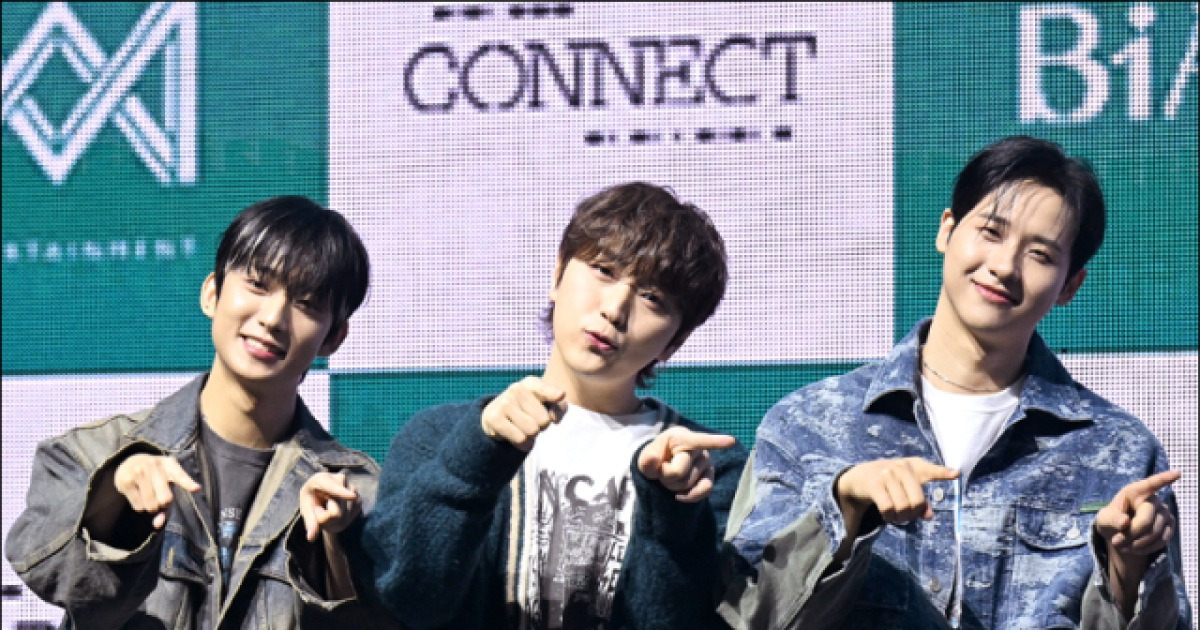 [MD포토] B1A4, '리와인드 시그니처 포즈'