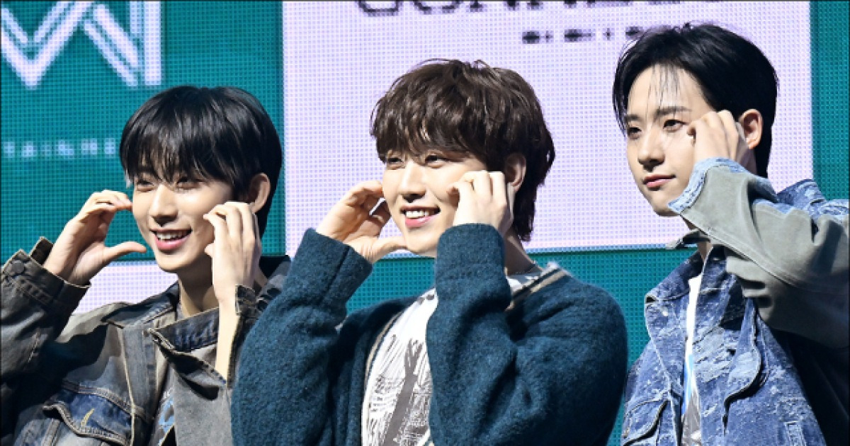 [MD포토] B1A4, '볼하트 귀엽죠?'