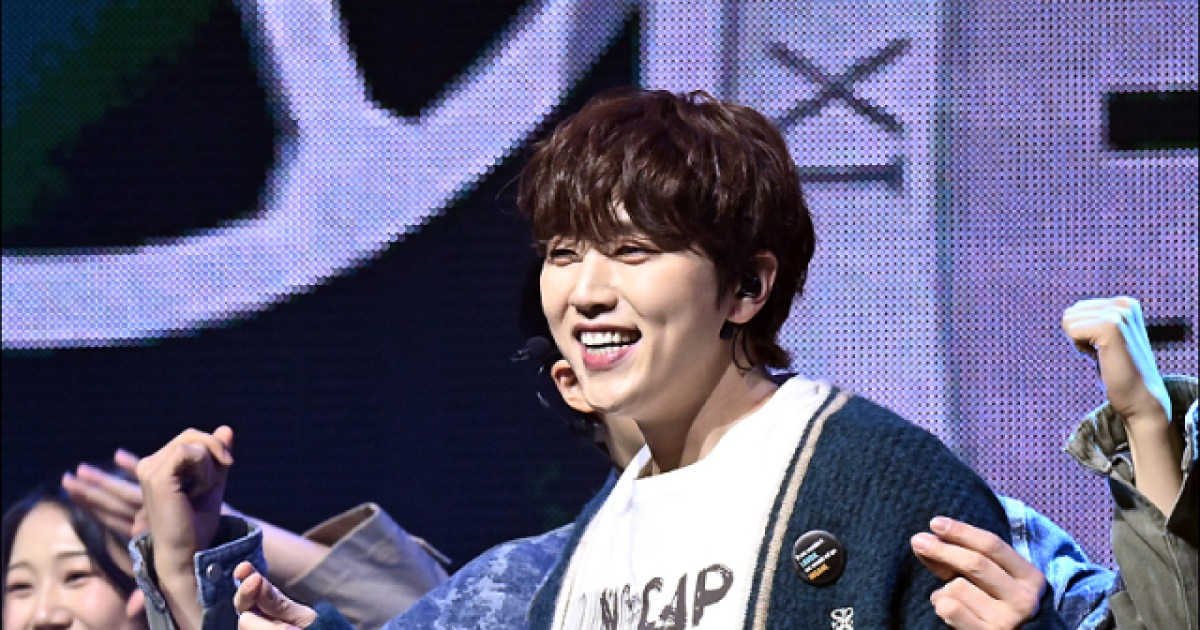 [MD포토] B1A4 산들, '무대에서 정말 신나!'