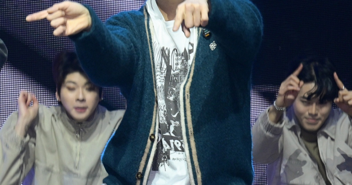 B1A4 산들, 이온음료 머금은 듯한 미소 [SE★포토]