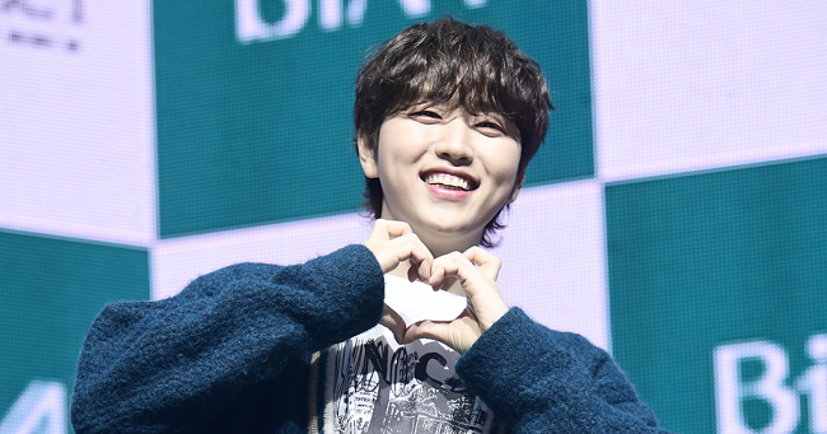 [TD포토] B1A4 산들 '풋풋한 미소'