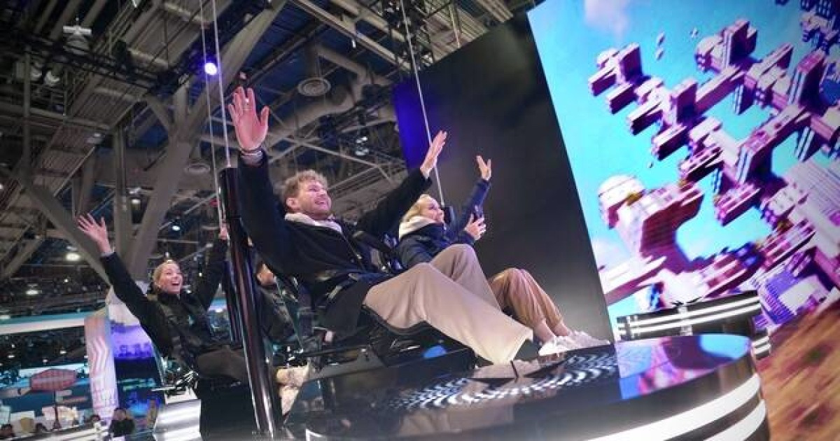 [CES 2024] SKT, '글로벌 AI 컴퍼니' 눈도장 찍는다…"UAM 어트랙션 마련"