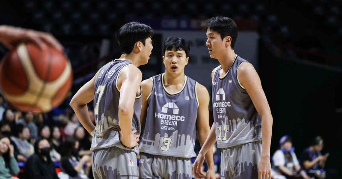 [게임 리포트] ‘퍼스트 스쿼드’ 찾은 KCC, SK와 얽힌 '13연승 좌절의 추억'