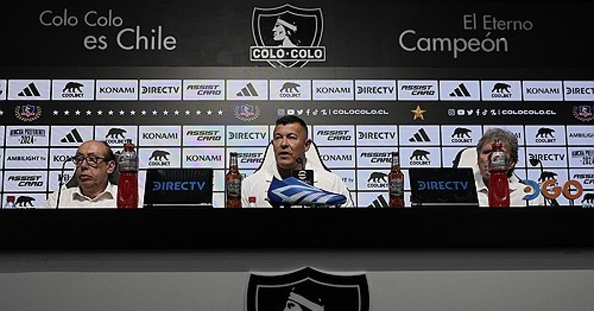 Chile Colo Colo Soccer Coach