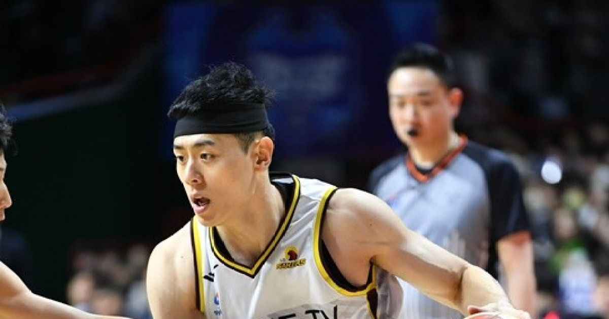 [BK 리뷰] 어떻게든 버틴 LG, KCC 격파 … 20승 고지+단독 3위 도약