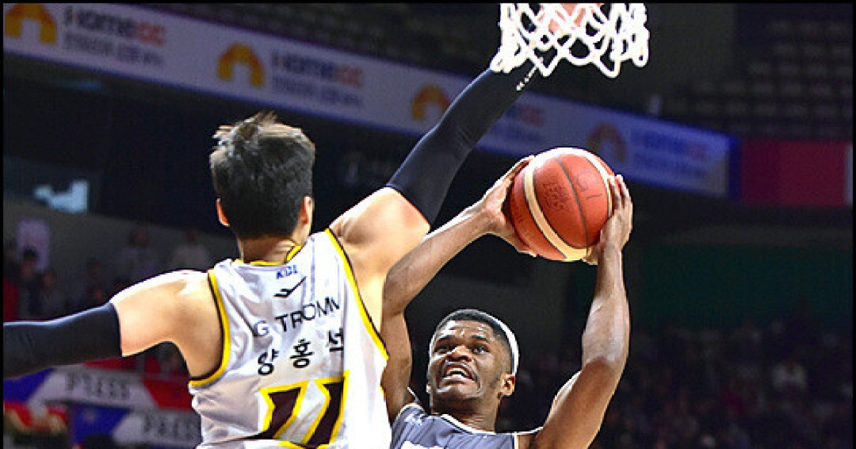 [BK포토화보] 부산 KCC vs 창원 LG 경기모습