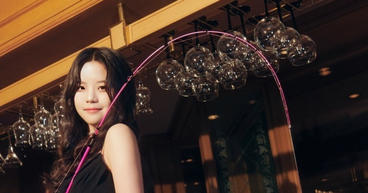 JYP 신인 VCHA, 케일리 티저 공개…상큼 에너지