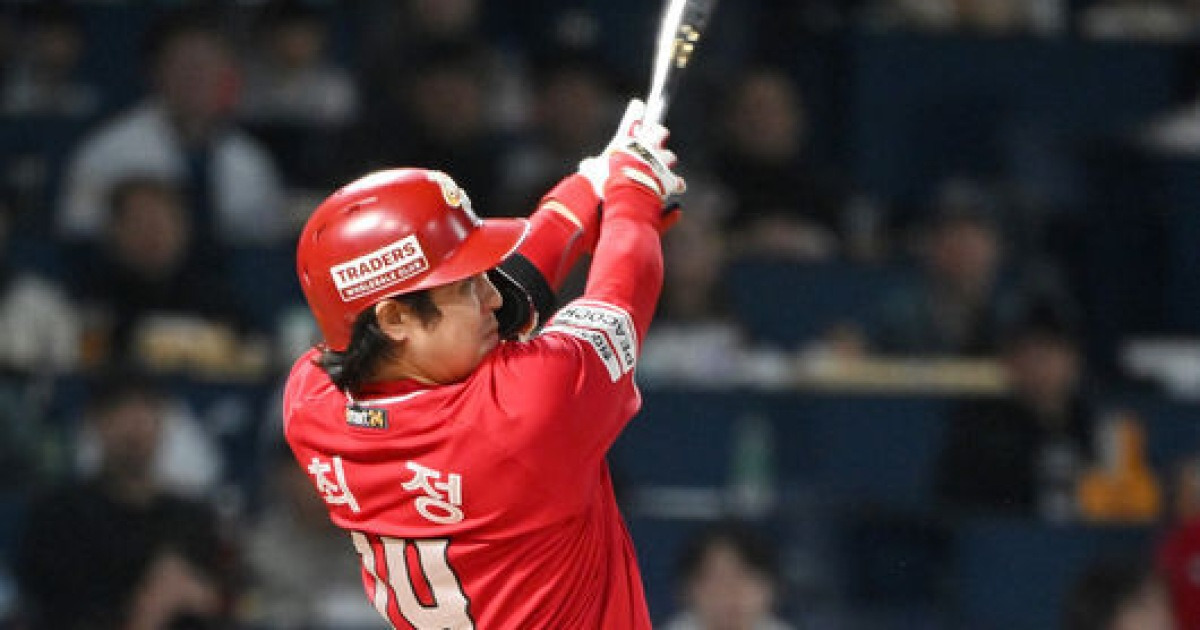 ‘86억 138홈런→106억 152홈런→3번째 FA’ 이승엽 홈런 기록 앞둔 최정, 영원히 SSG맨으로 남고 싶다