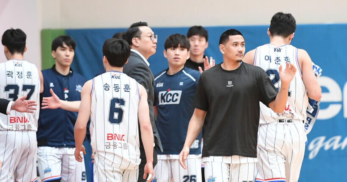 [JB포토] KBL D리그, KCC 선수단 '분위기 좋다'