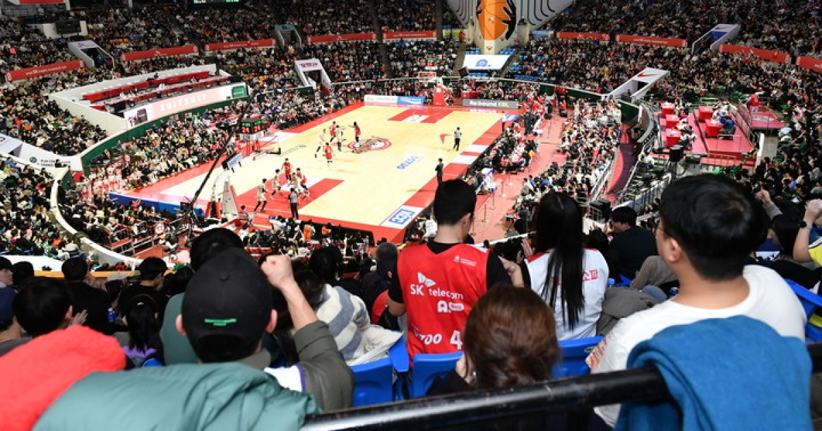 SK, 'KBL 최초' 300만 관중 돌파 눈앞...유니폼-농구화 등 증정 이벤트