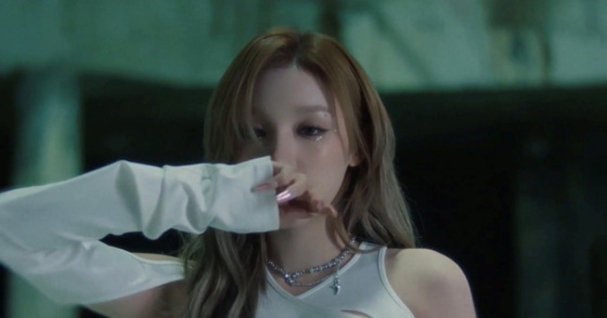 (여자)아이들, 반전에 반전 더한 '슈퍼 레이디'