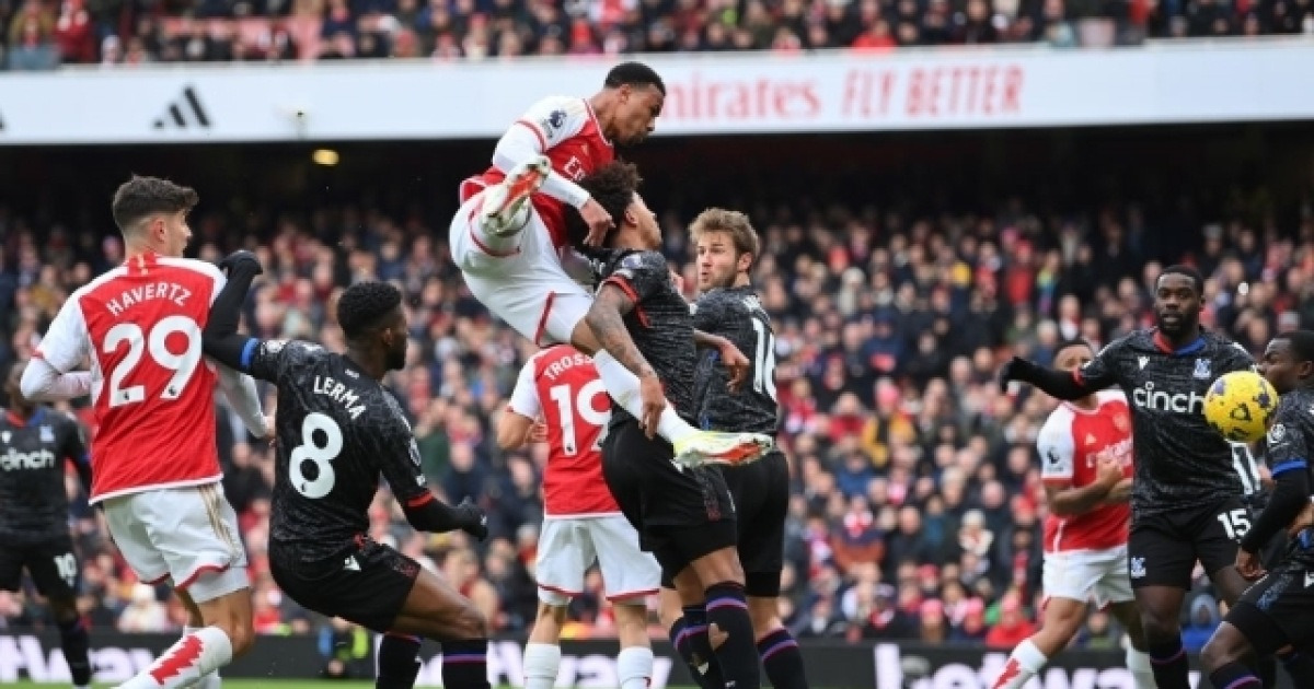 CB가 ‘두 골’ 폭발→“차라리 최전방 ST로 투입하라”→EPL전문가, 올 시즌 ‘해결사 부재' 아스널에 조언→6골이 팀내 최다골이라니…