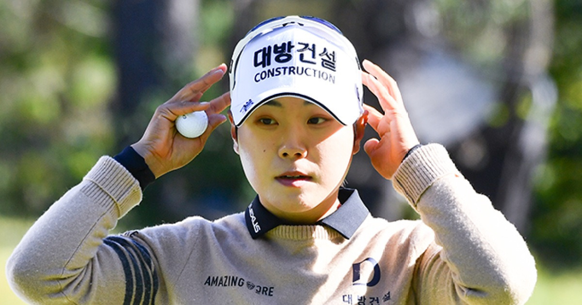 이소미, LPGA 투어 데뷔전 2R 단독 2위 도약