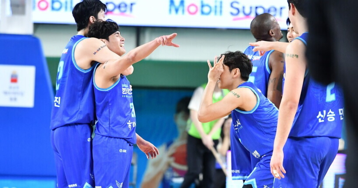 [뒷북STAT] ‘KBL 최초’ 3R까지 27경기 7승→4R 7승 돌변