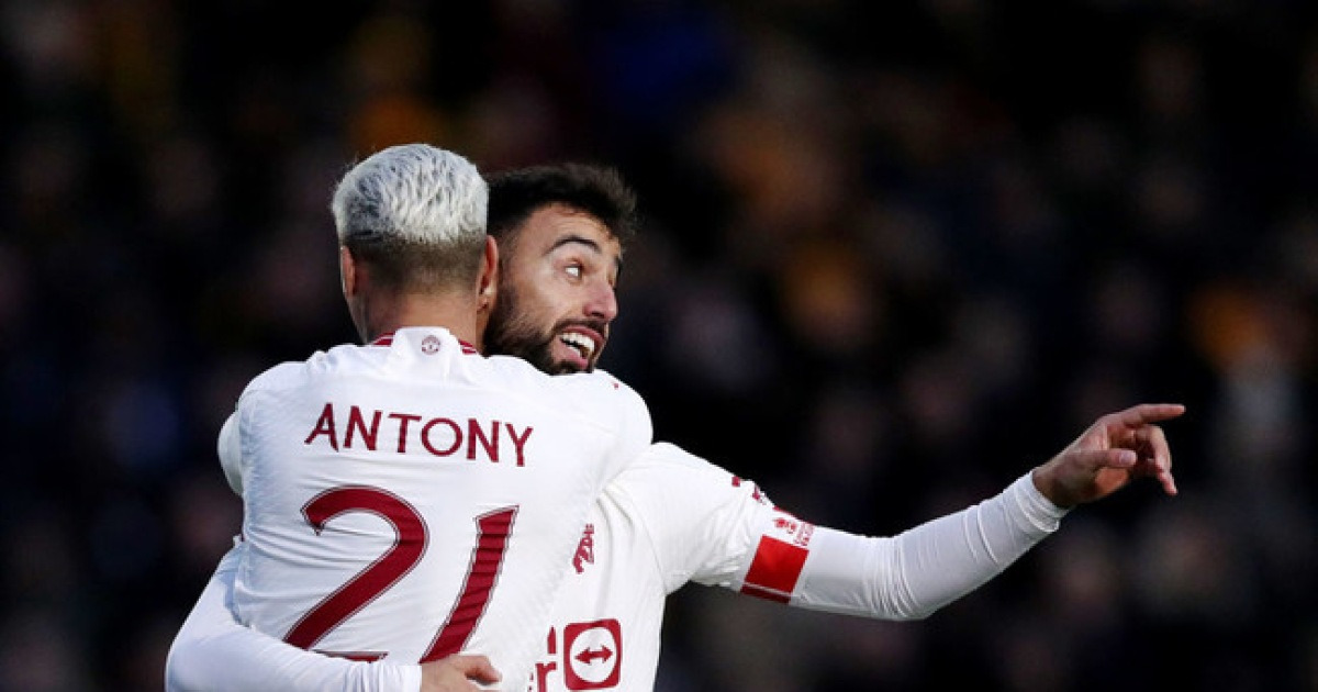 [FA컵 리뷰] '안토니 1G 1AS' 맨유, 4부리그 뉴포트 상대 4-2 승...16강 진출