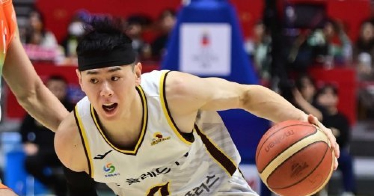 슛 블로킹과 돌파에 이은 득점까지…4Q 막판 지배한 LG 이관희