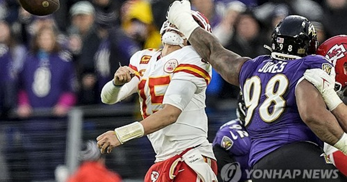 APTOPIX Chiefs Ravens Football