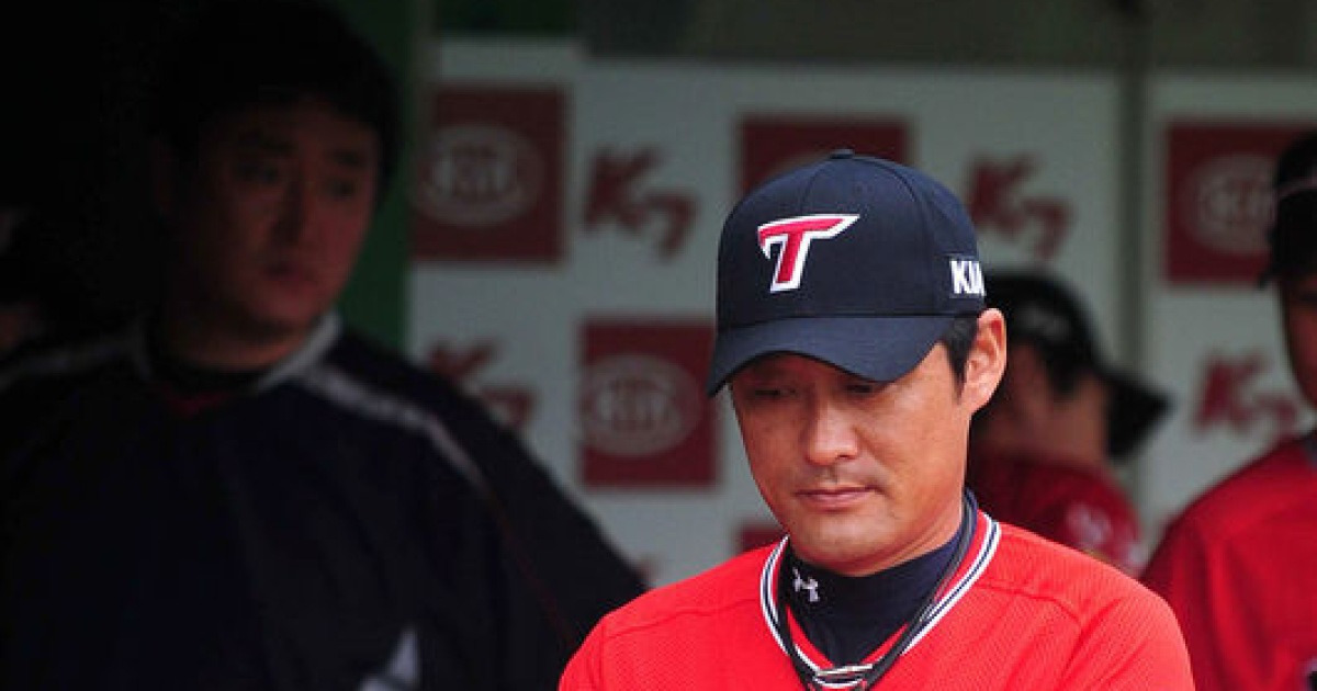 KBO 43년 역사상 최초, 1월에 감독 교체라니…KIA 새 사령탑, 이종범에게 기회 올까