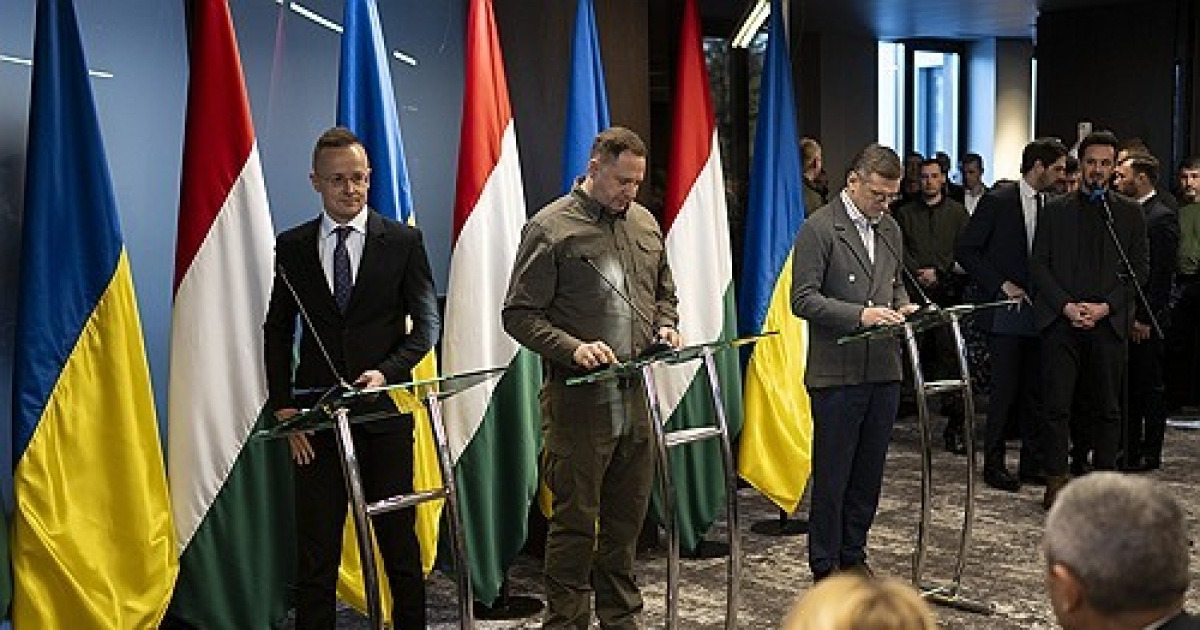 Ukraine Hungary Foreign Ministers
