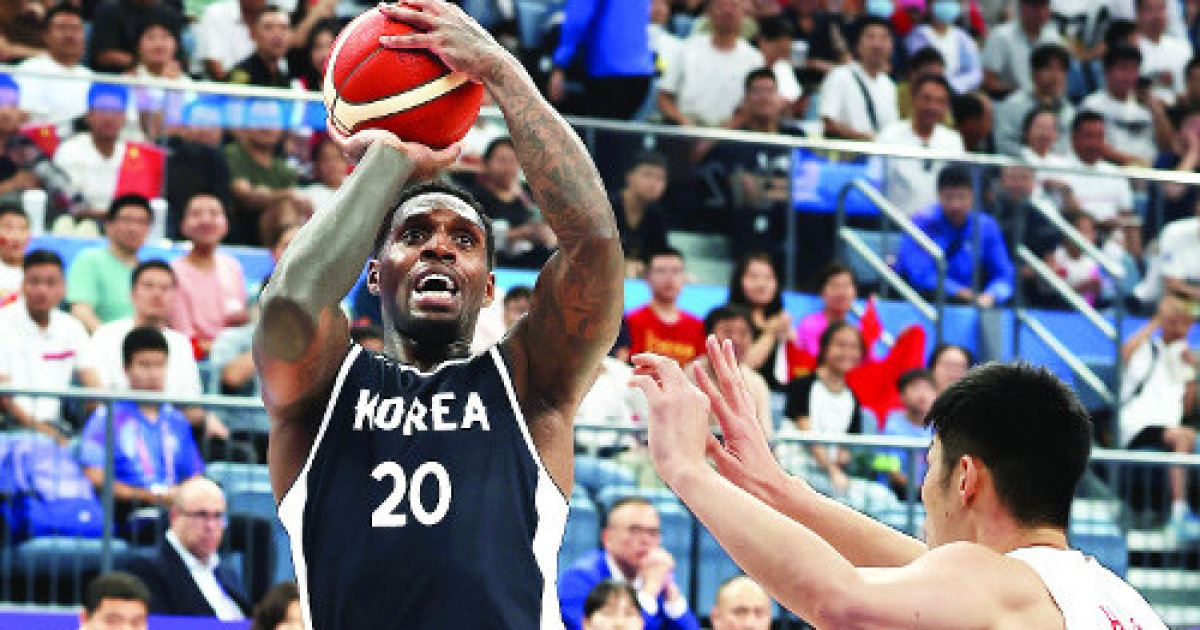 라건아, 통산 1만1000점 돌파… KBL 데뷔 후 쉬지않고 뛰었다