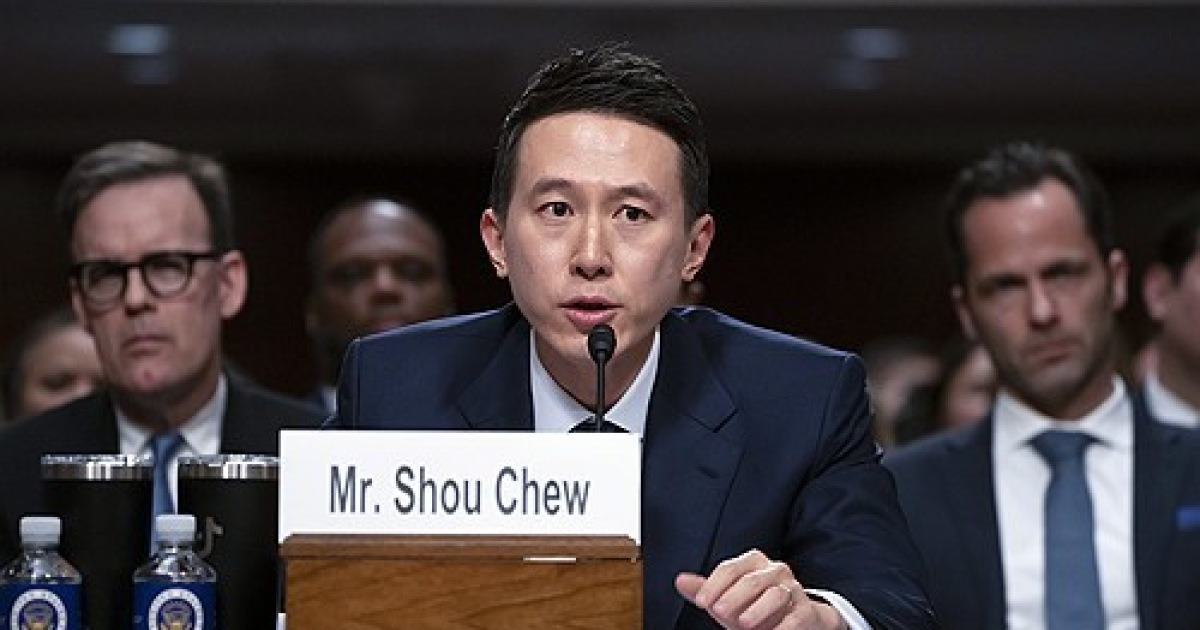 Social Media CEOs Testify