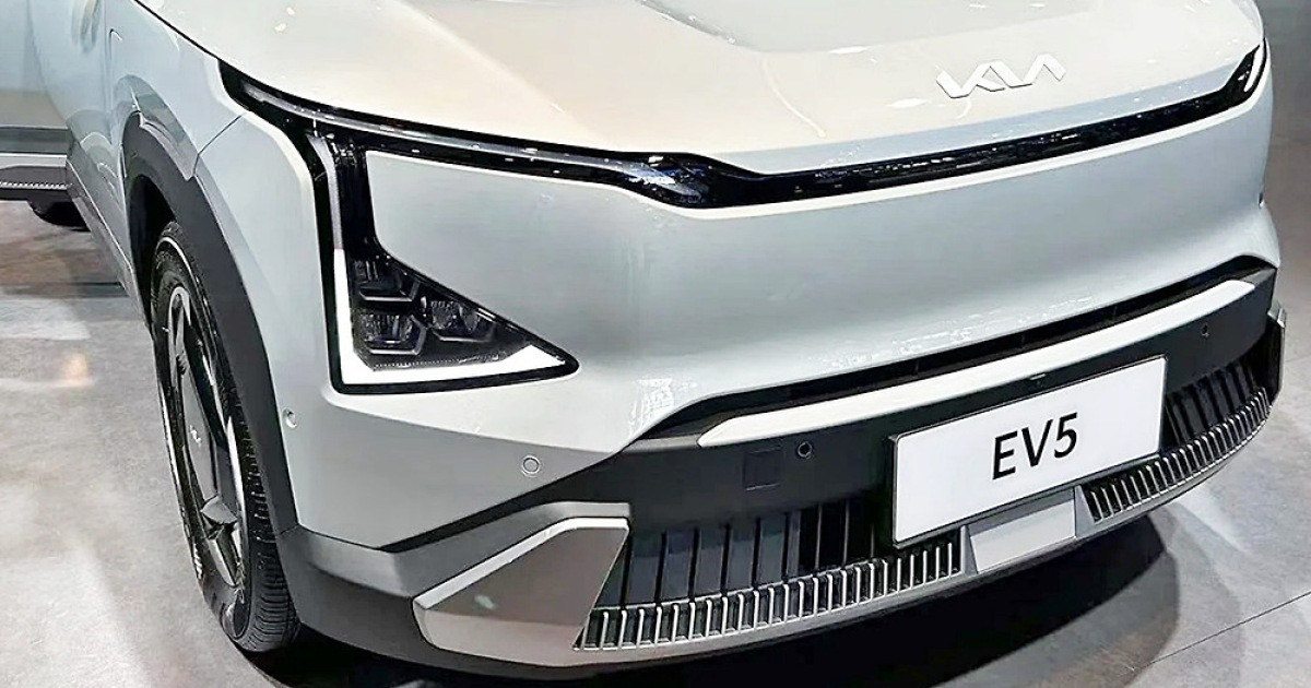 중국 문 두드린 기아 '2,700만 원' EV5.. 가격 낮춰도 판매량 저조해 | 모빌리티TV