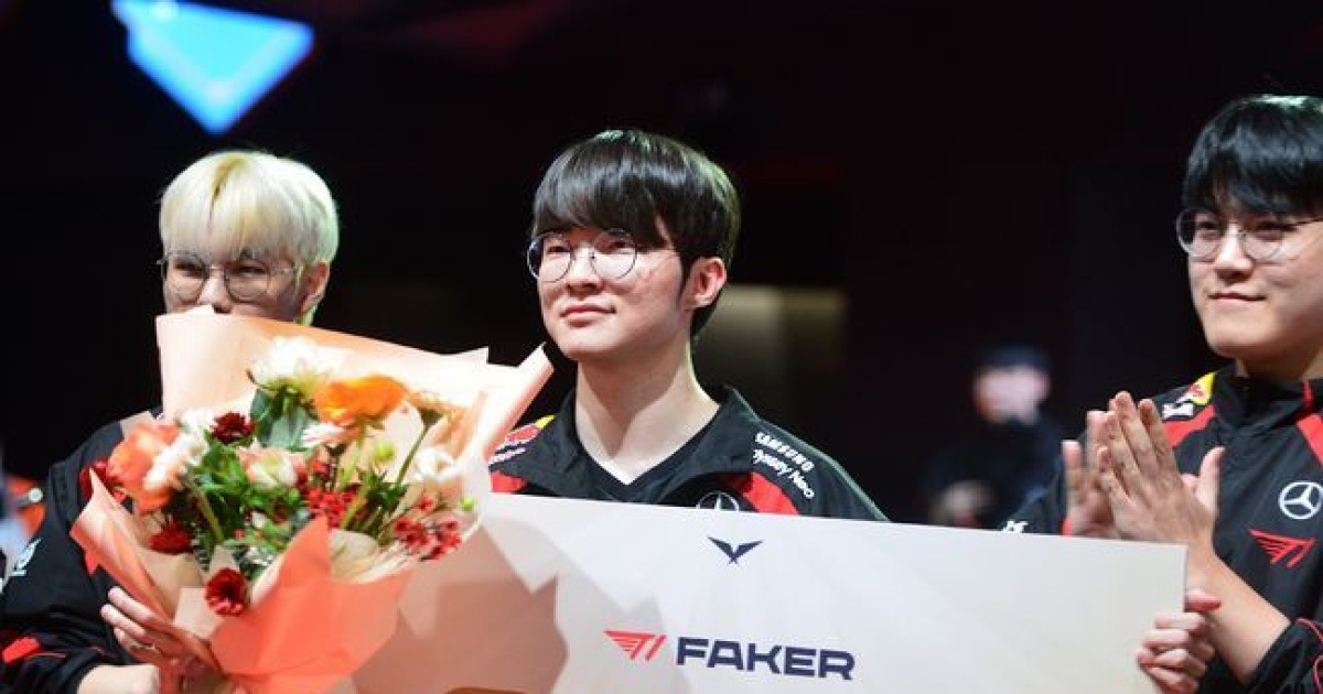 살아있는 전설 ‘페이커’ 이상혁, 데뷔 12년 ‘금자탑’ 600승-3000킬 [LCK 리뷰]