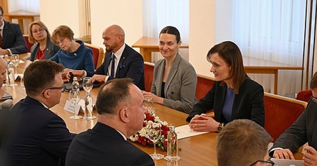 LITHUANIA POLAND DIPLOMACY