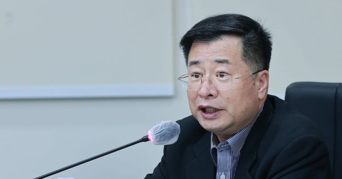 발언하는 강경성 차관