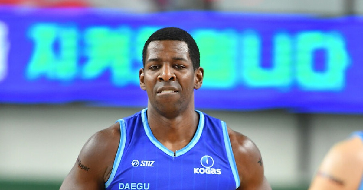 '이정현 제쳤다' 앤드류 니콜슨, KBL 4라운드 MVP 선정…평균 29.6점 활약