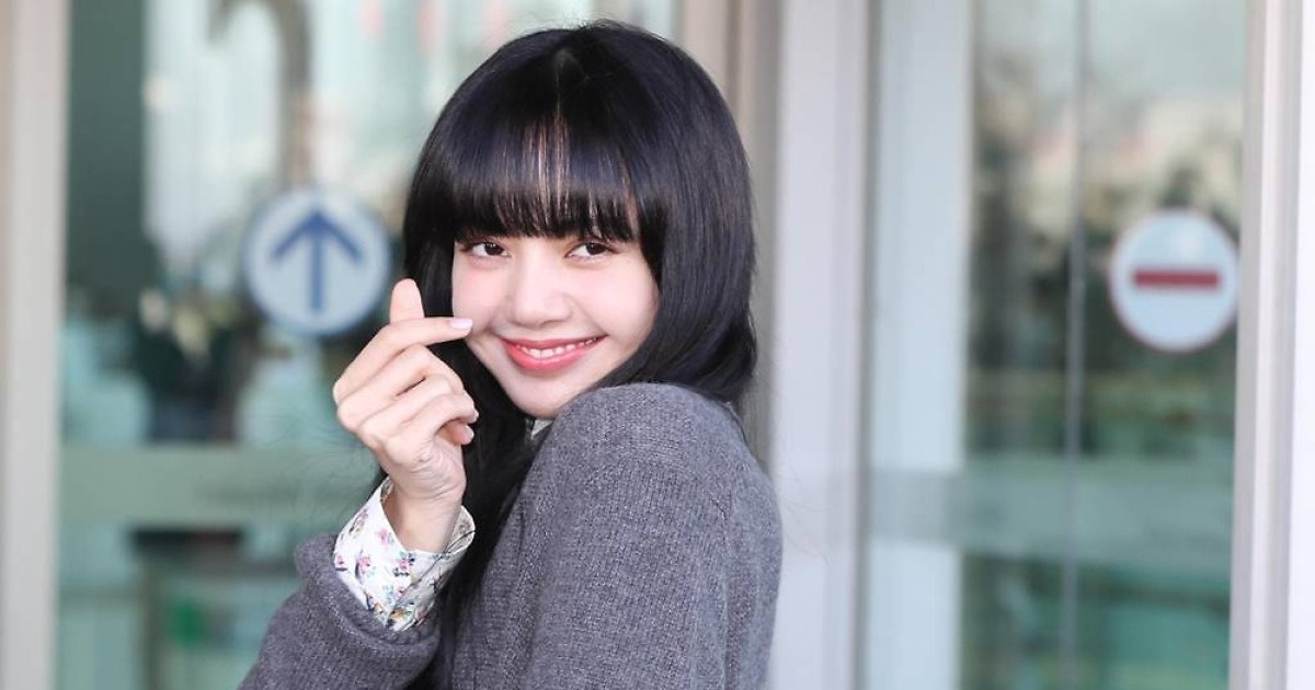 'LVMH 3세 열애설' 블랙핑크 리사, 美플로리다 데이트 '포착'