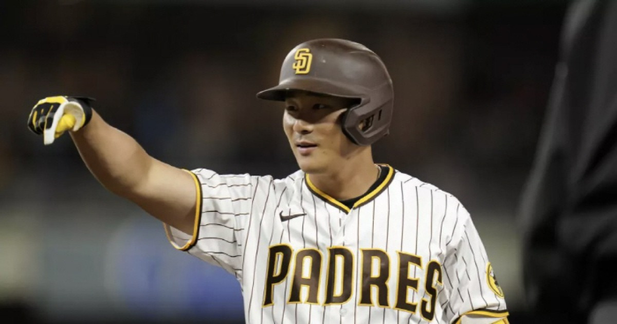 '김하성 FA 유격수/2루수 중 1위' 1억 넘어 2억달러도 보인다, MLB 88위에 이어 연일 상종가