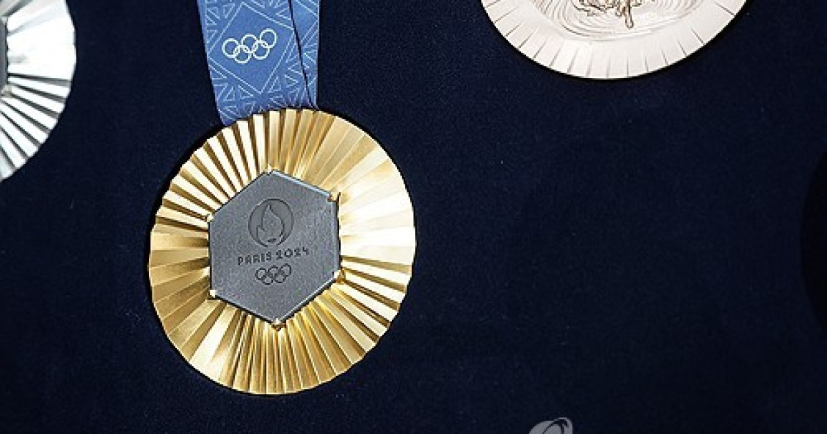 FRANCE OLYMPICS GAMES MEDALS