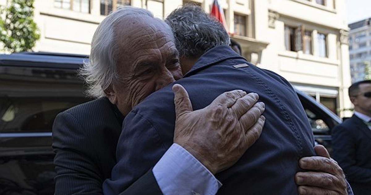 CHILE PEOPLE PINERA WAKE