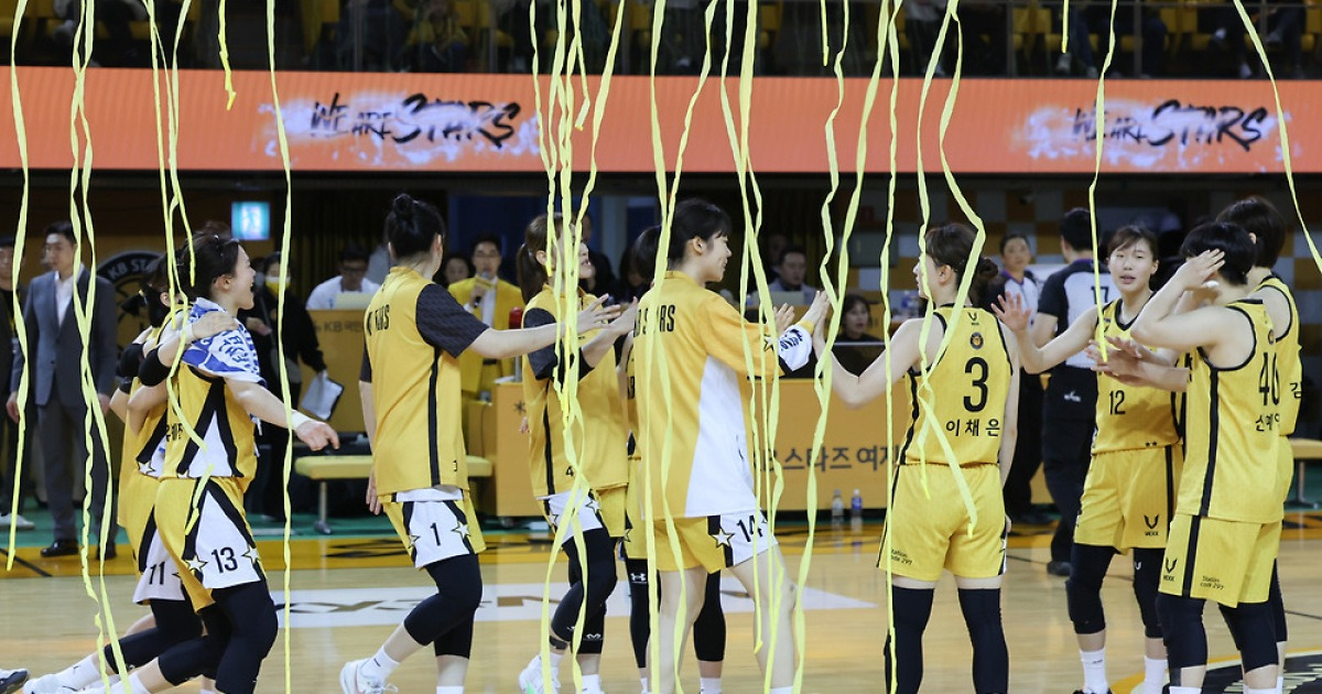 KB스타즈, WKBL 정규리그 우승