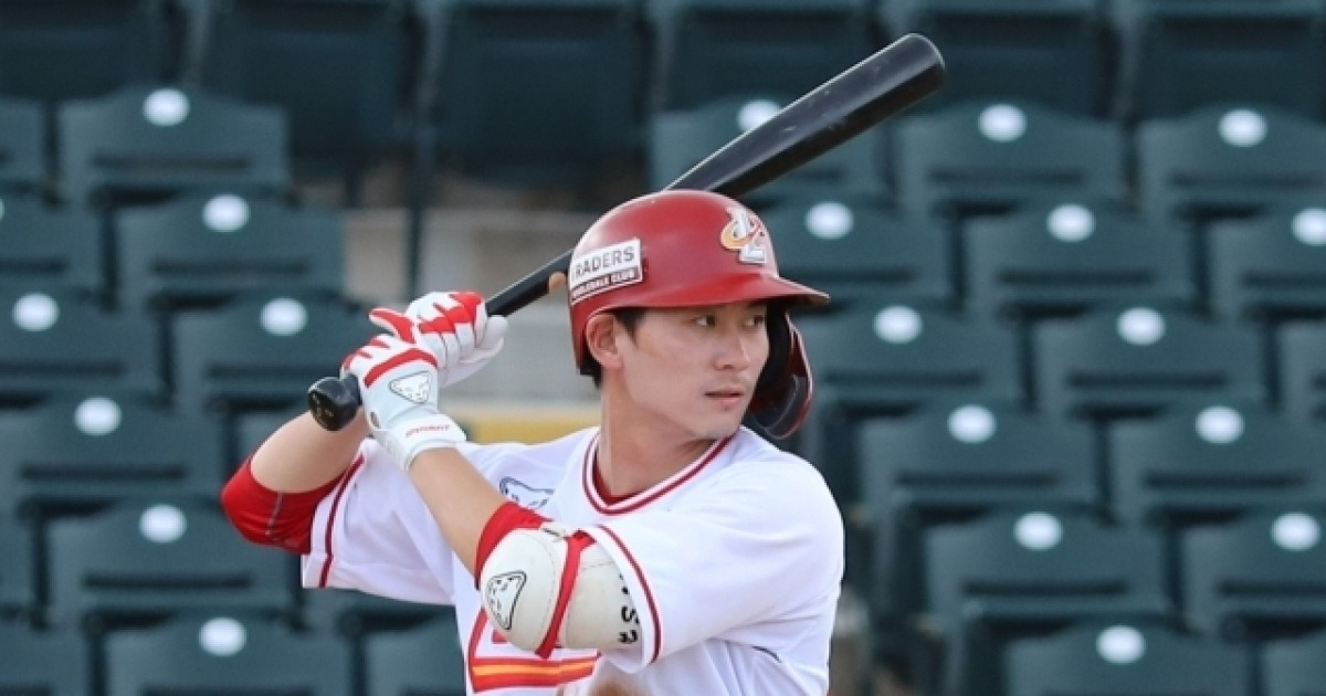 '멀티히트' 안상현-'최고 147km' 이로운 MVP 선정…SSG, 美 스프링캠프 첫 홍백전 실시