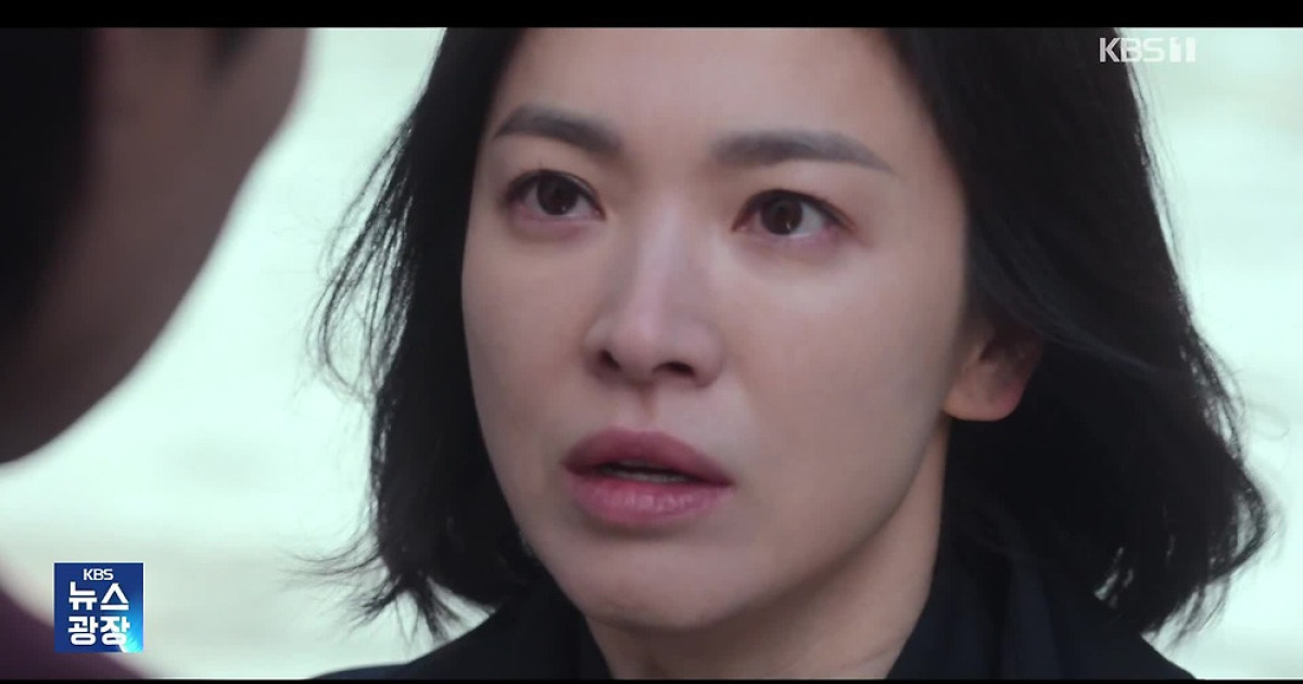 [잇슈 연예] 강동원 이어 송혜교…‘검은 사제들’ 속편서 수녀 역할