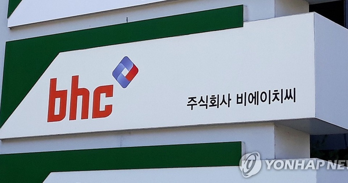 "사모펀드 MBK, 도 넘은 치킨경영…bhc가맹점주·소비자 울려"