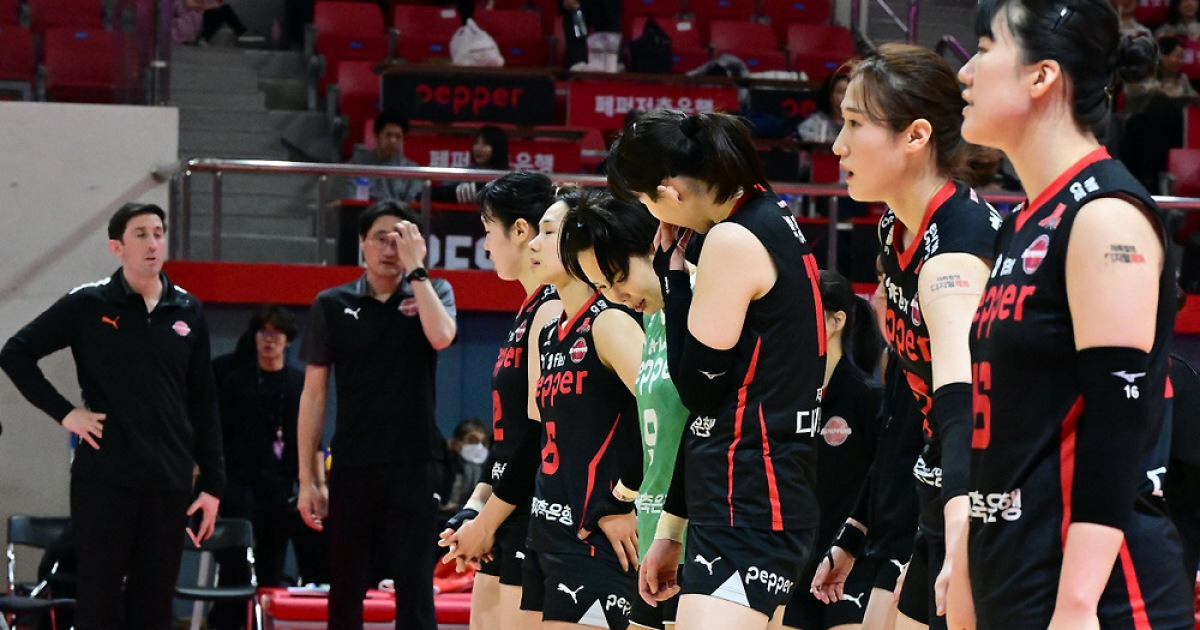 23연패도 모자랐나...꼴찌 페퍼저축은행, 이번엔 선수단 내 괴롭힘. KOVO 상벌위 개최