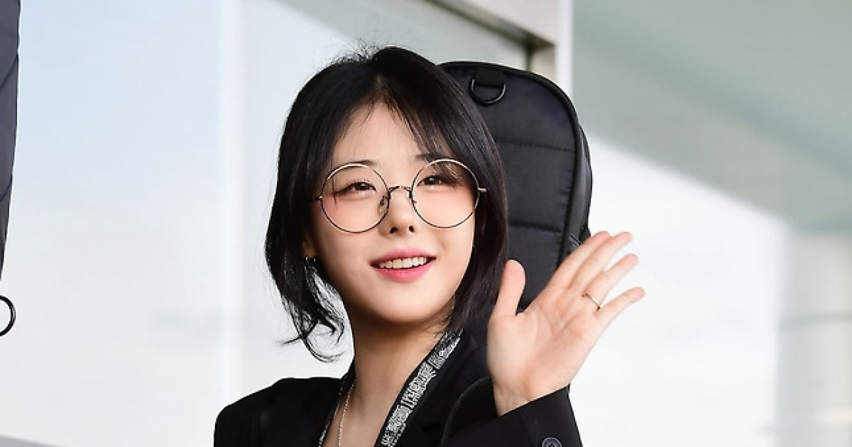 [TEN포토]QWER 히나 '매력있는 이쁨'