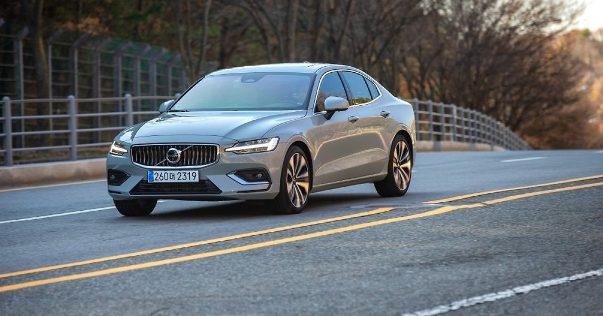 같이 살까요?, 볼보 S60 B5 | 탑기어코리아