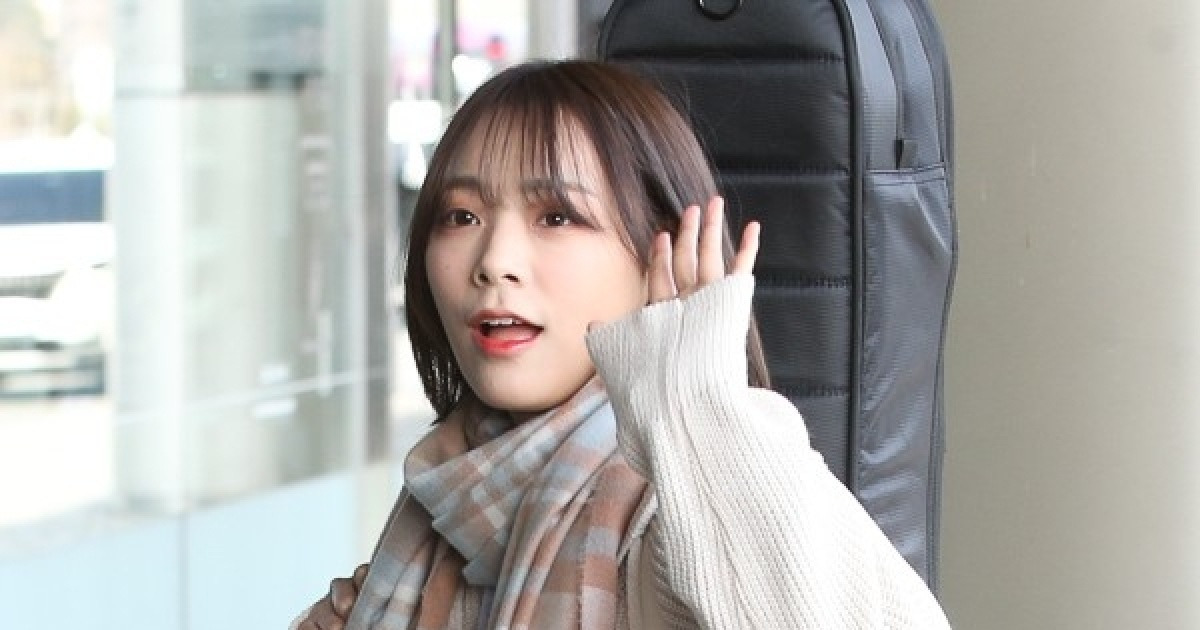 [ET포토] QWER 시연, '햇살 미소'