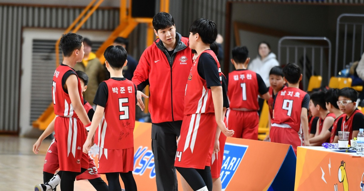 [KBL 유소년 주말리그] 마지막까지 위기였던 SK U-11, KCC U-11 꺾고 우승
