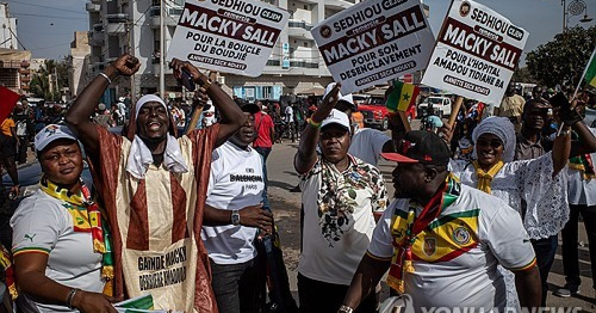 SENEGAL GOVERNMENT RALLY